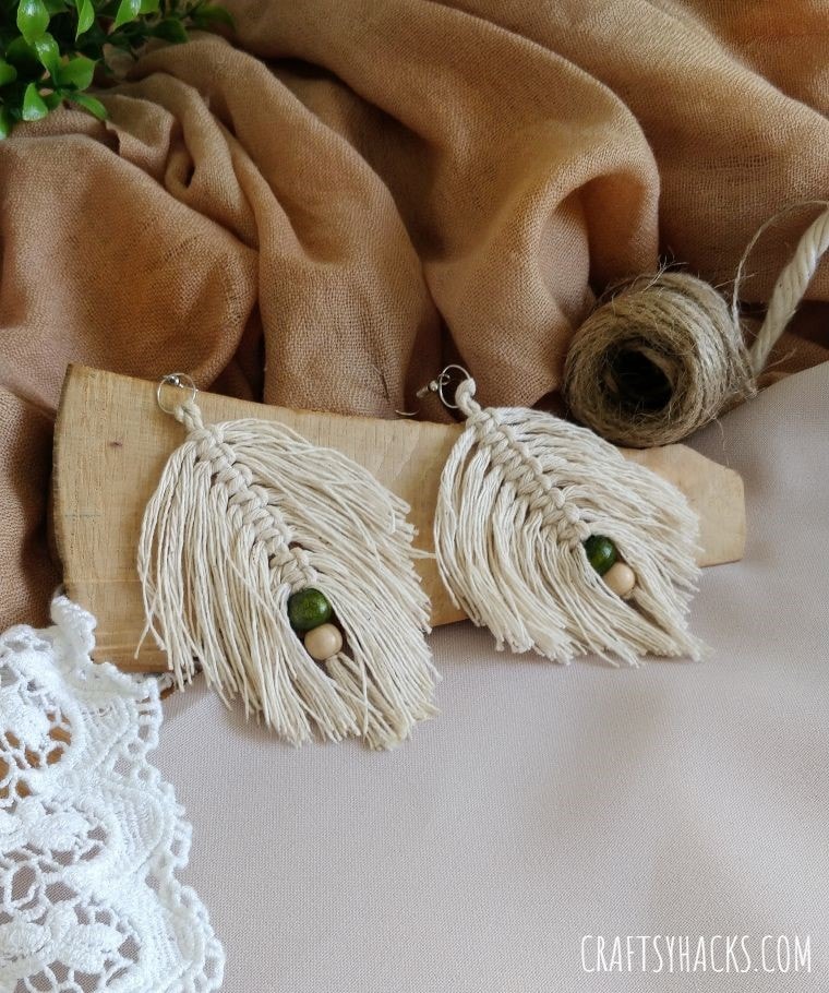 34 Free Yarn Crafts Ideas That You Can DIY • Made From Yarn