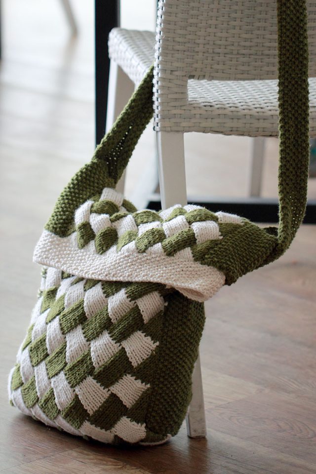 34 Free Yarn Crafts Ideas That You Can DIY • Made From Yarn