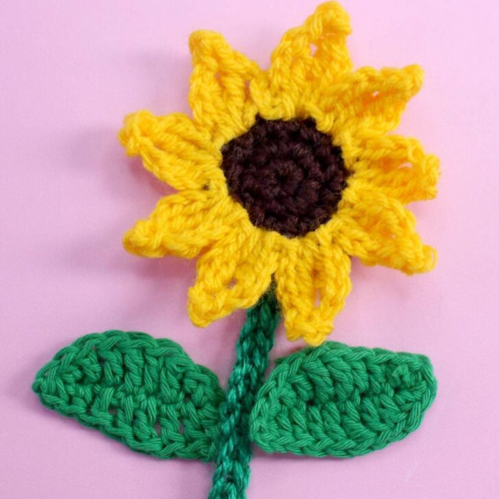 28 Beautiful Crochet Sunflower Free Patterns • Made From Yarn