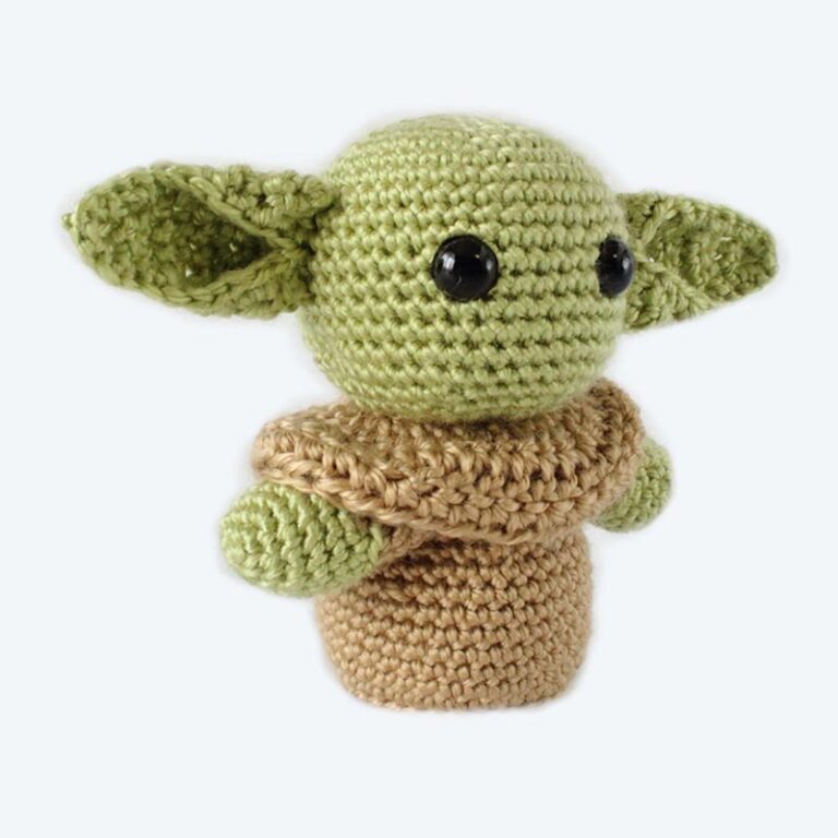 16 Free Baby Yoda Crochet Patterns • Made From Yarn
