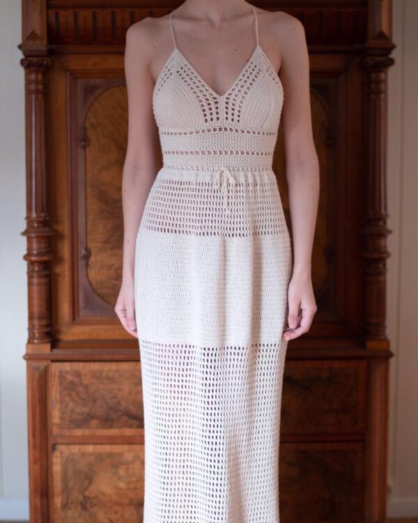15 Beautiful Crochet Wedding Dress Patterns • Made From Yarn