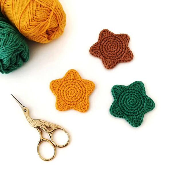 23 Cute And Free Crochet Star Patterns • Made From Yarn