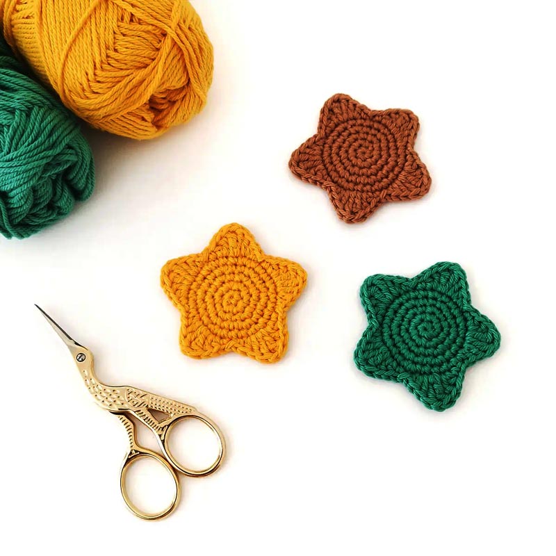 23 Cute And Free Crochet Star Patterns • Made From Yarn