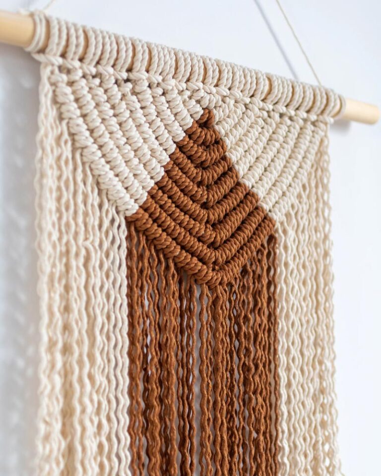 35 Stylish Macrame Wall Hanging Patterns • Made From Yarn