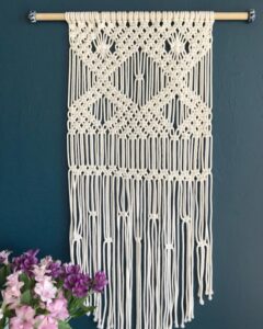 35 Stylish Macrame Wall Hanging Patterns • Made From Yarn