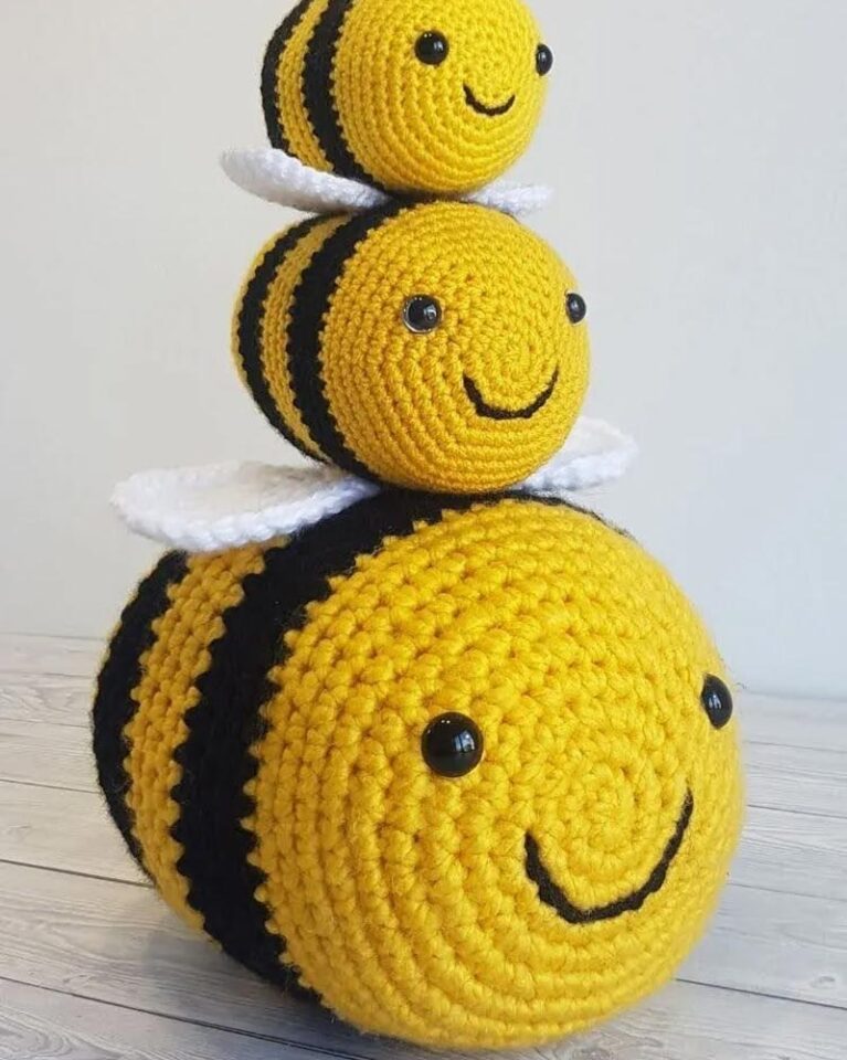 34 Unique and Free Crochet Bee Patterns • Made From Yarn