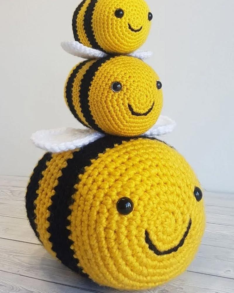 34 Unique and Free Crochet Bee Patterns • Made From Yarn