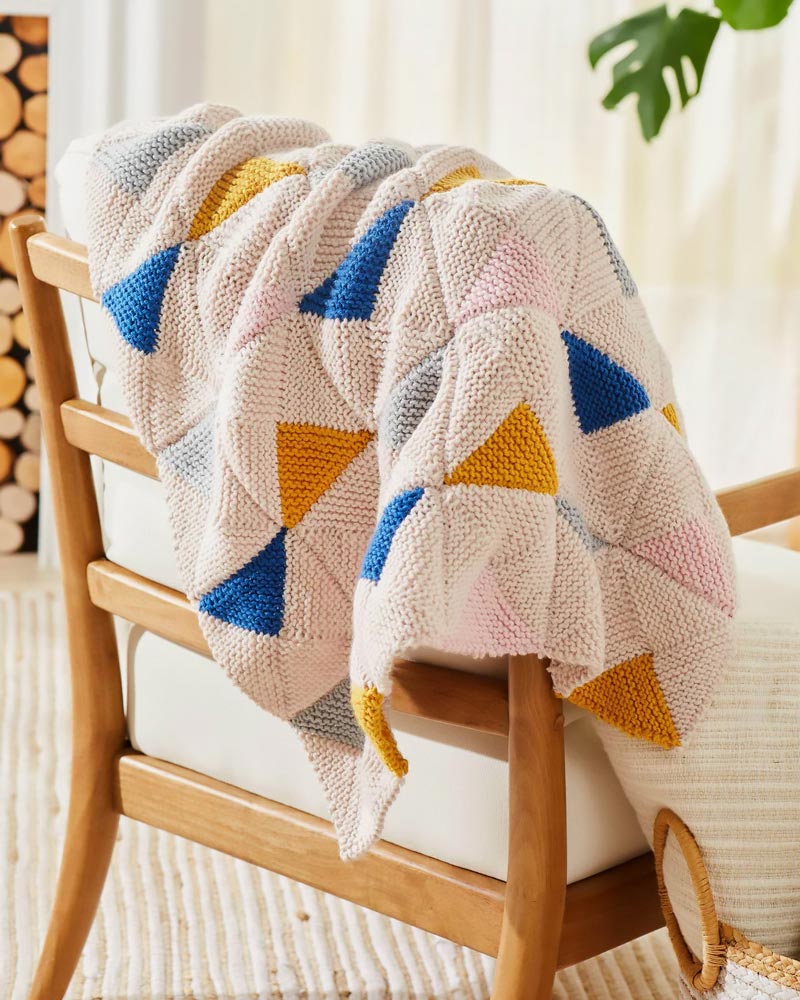 34 Soft And Cozy Blanket Knitting Patterns • Made From Yarn
