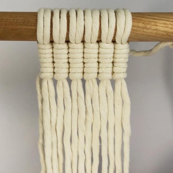 16 Introductory Macramé Knots To Master • Made From Yarn