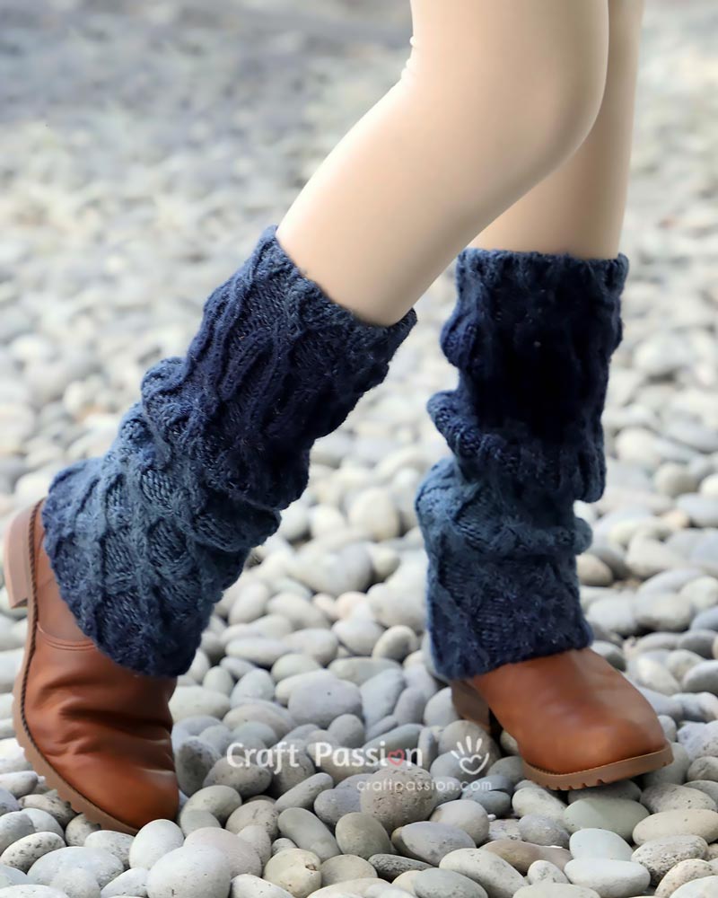 32 Beautiful And Cozy Knit Leg Warmers • Made From Yarn