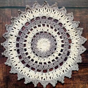 35 Gorgeous Patterns for Crochet Doilies • Made From Yarn