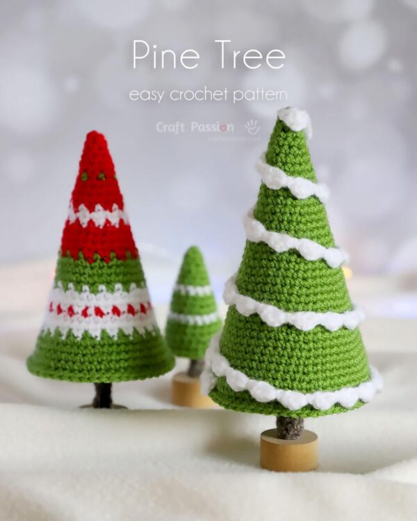 28 Free Crochet Christmas Tree Patterns • Made From Yarn
