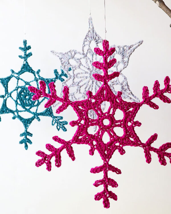 21 Free Crochet Snowflake Patterns • Made From Yarn
