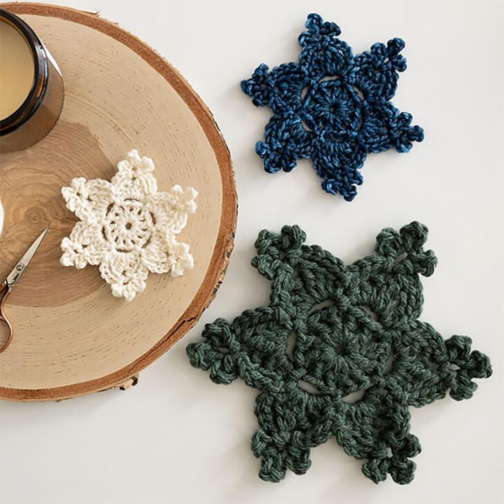 21 Free Crochet Snowflake Patterns • Made From Yarn