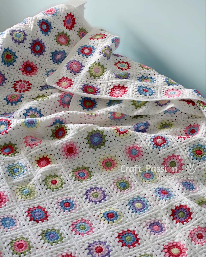 52 Free And Cozy Crochet Blanket Patterns • Made From Yarn