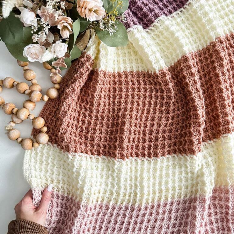 52 Free And Cozy Crochet Blanket Patterns • Made From Yarn